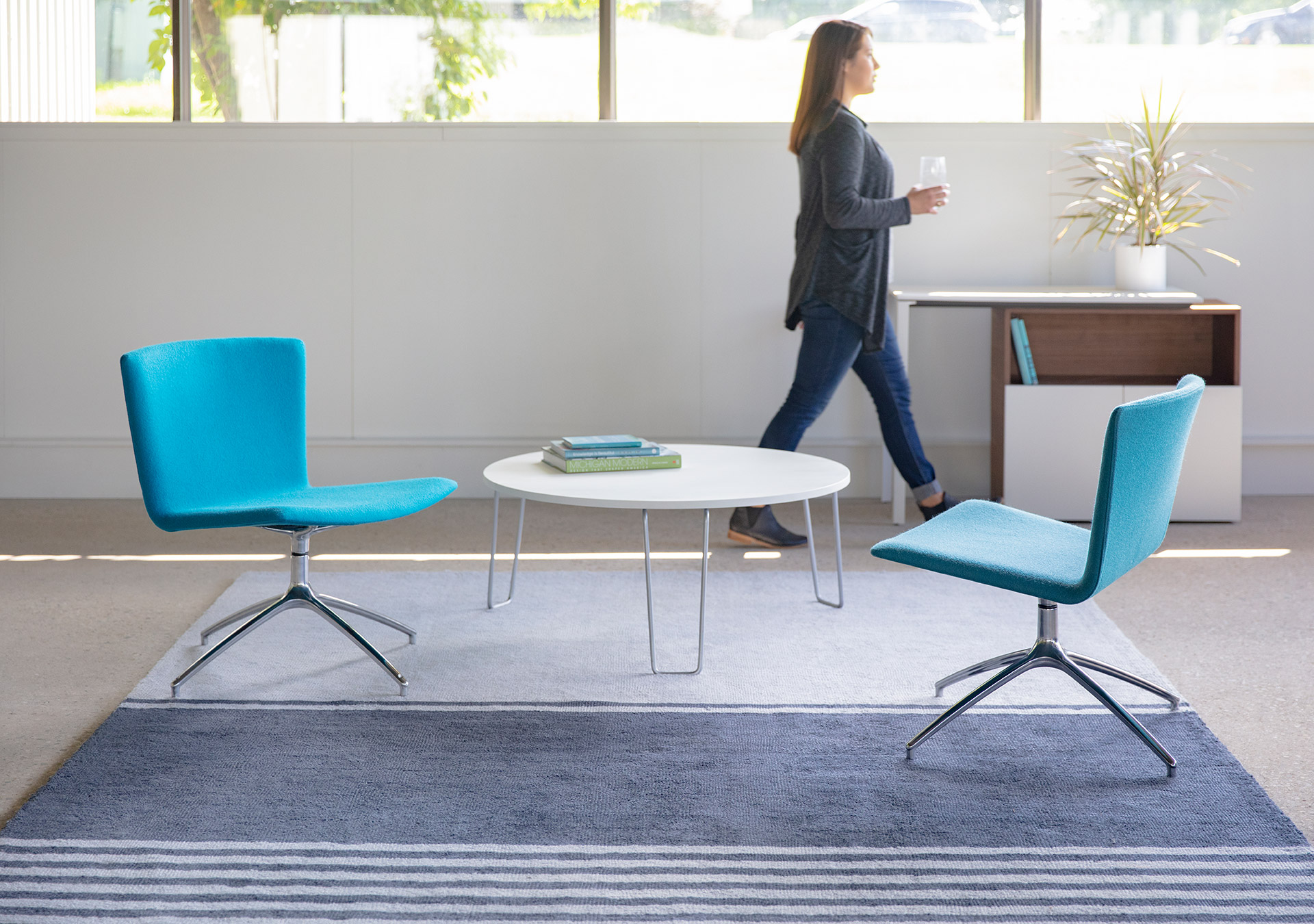 Slam Lounge - Leland Furniture