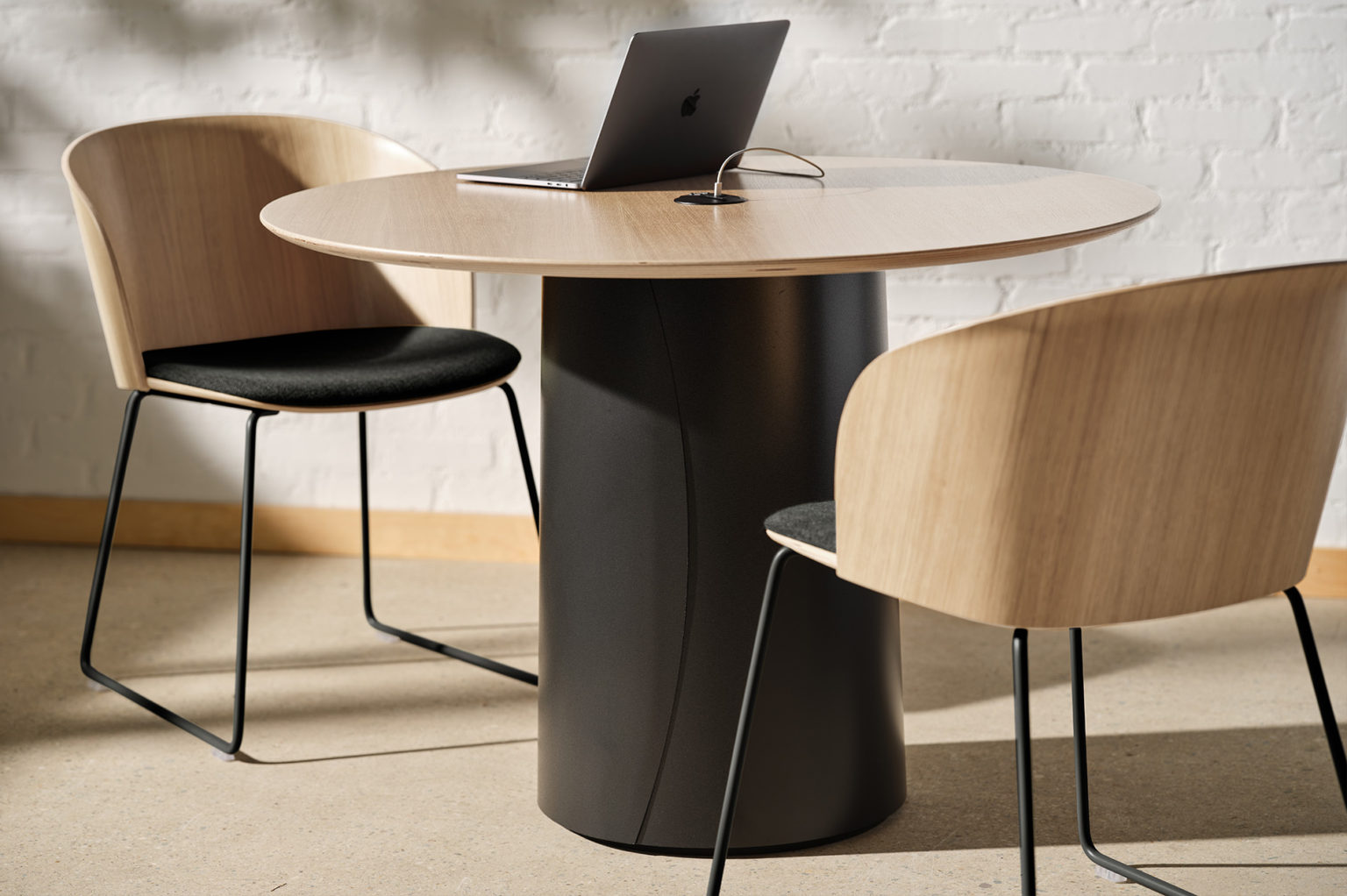 Gemma Table - Leland Furniture